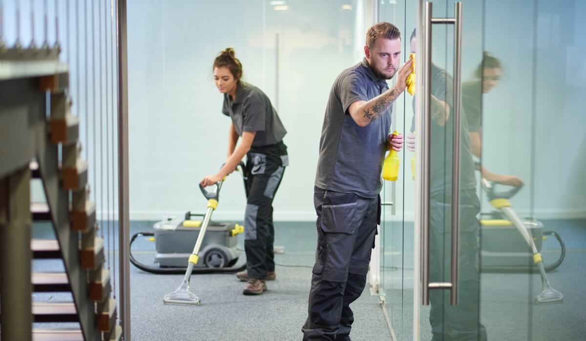 How to Start a Commercial Cleaning Business