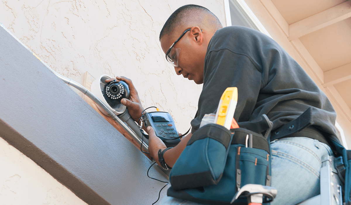 Electrical Contractor Insurance: The Complete Guide | Simply Business